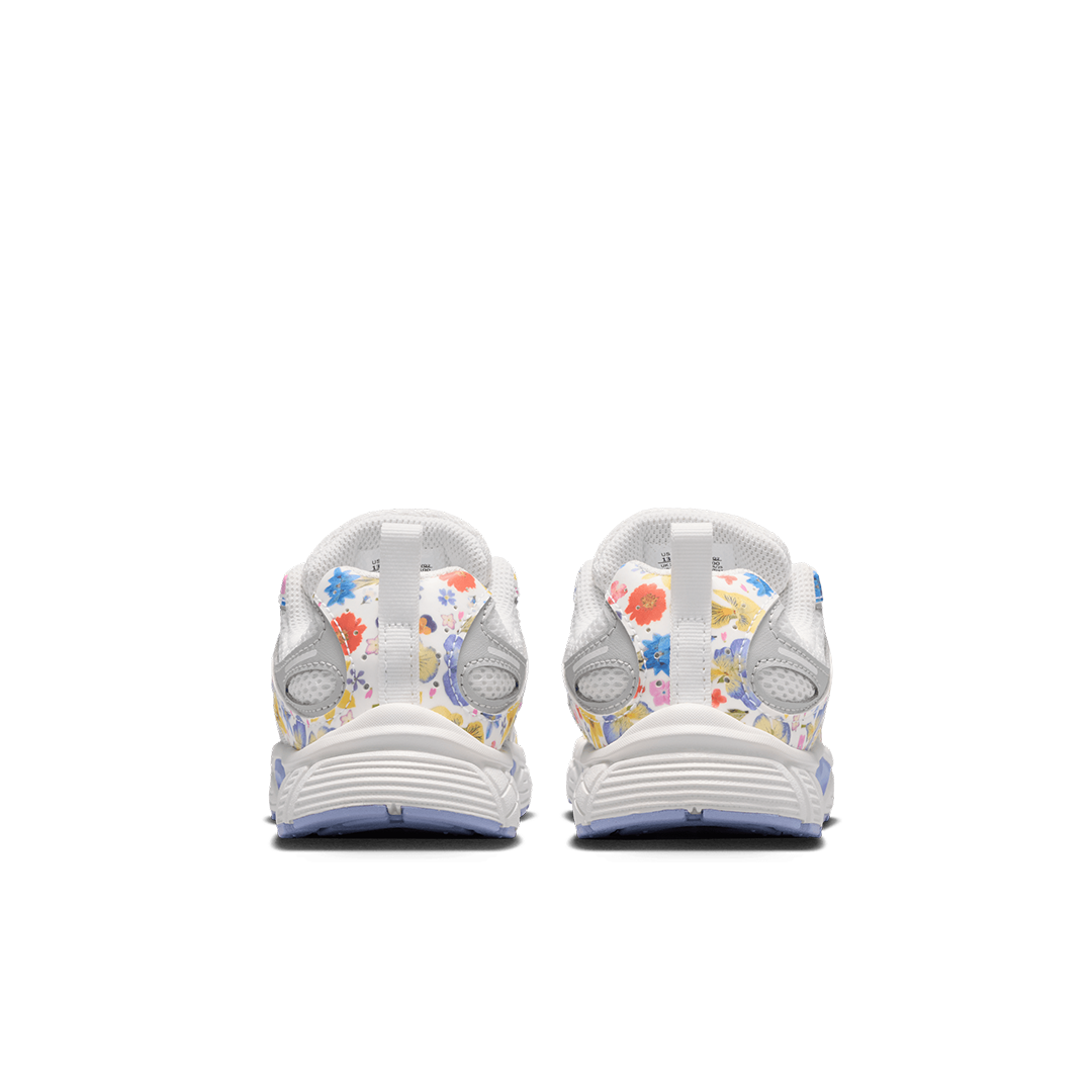 PS Nike V5 RNR SE FL - 'Summit White/Summit White' - Kicks Lounge