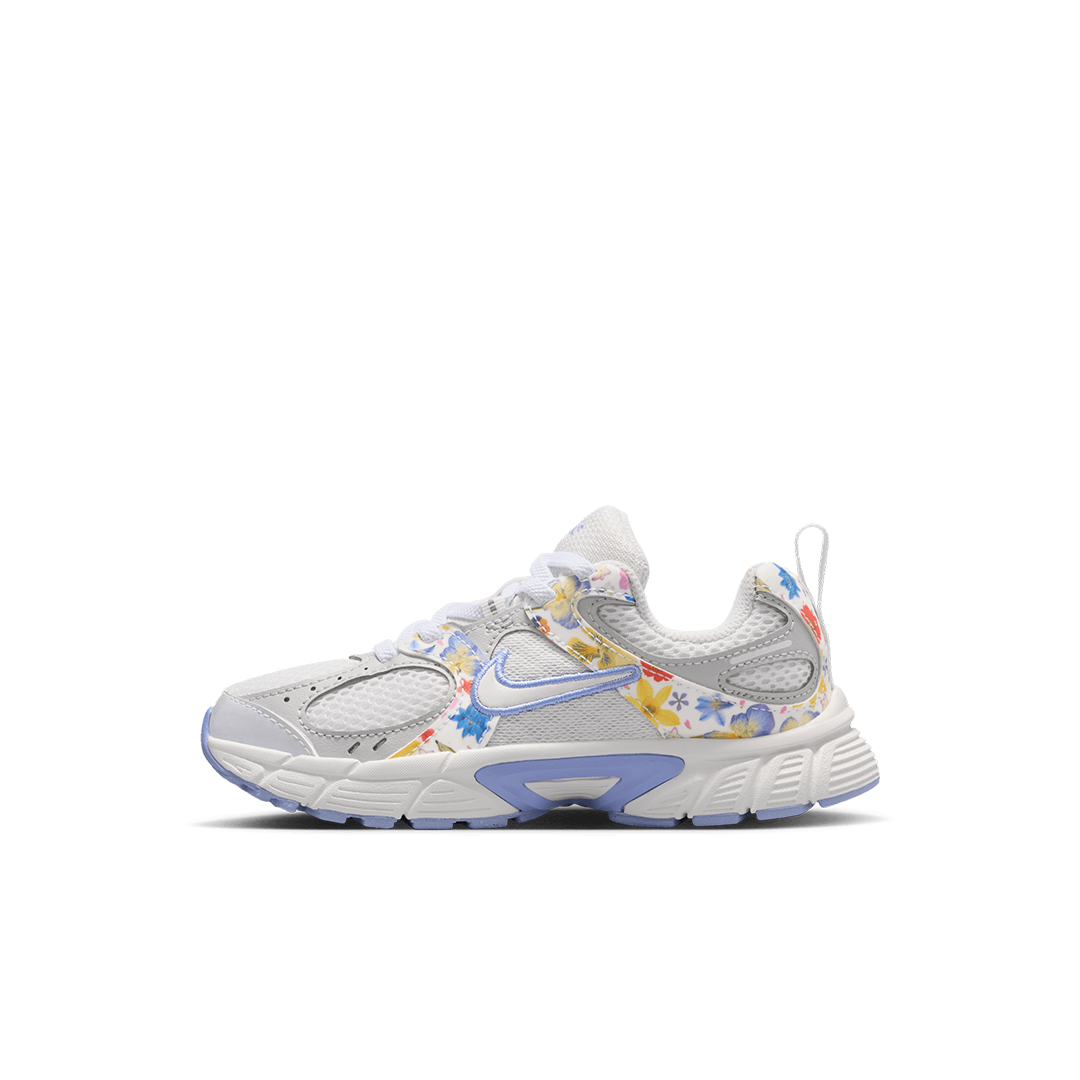 PS Nike V5 RNR SE FL - 'Summit White/Summit White' - Kicks Lounge